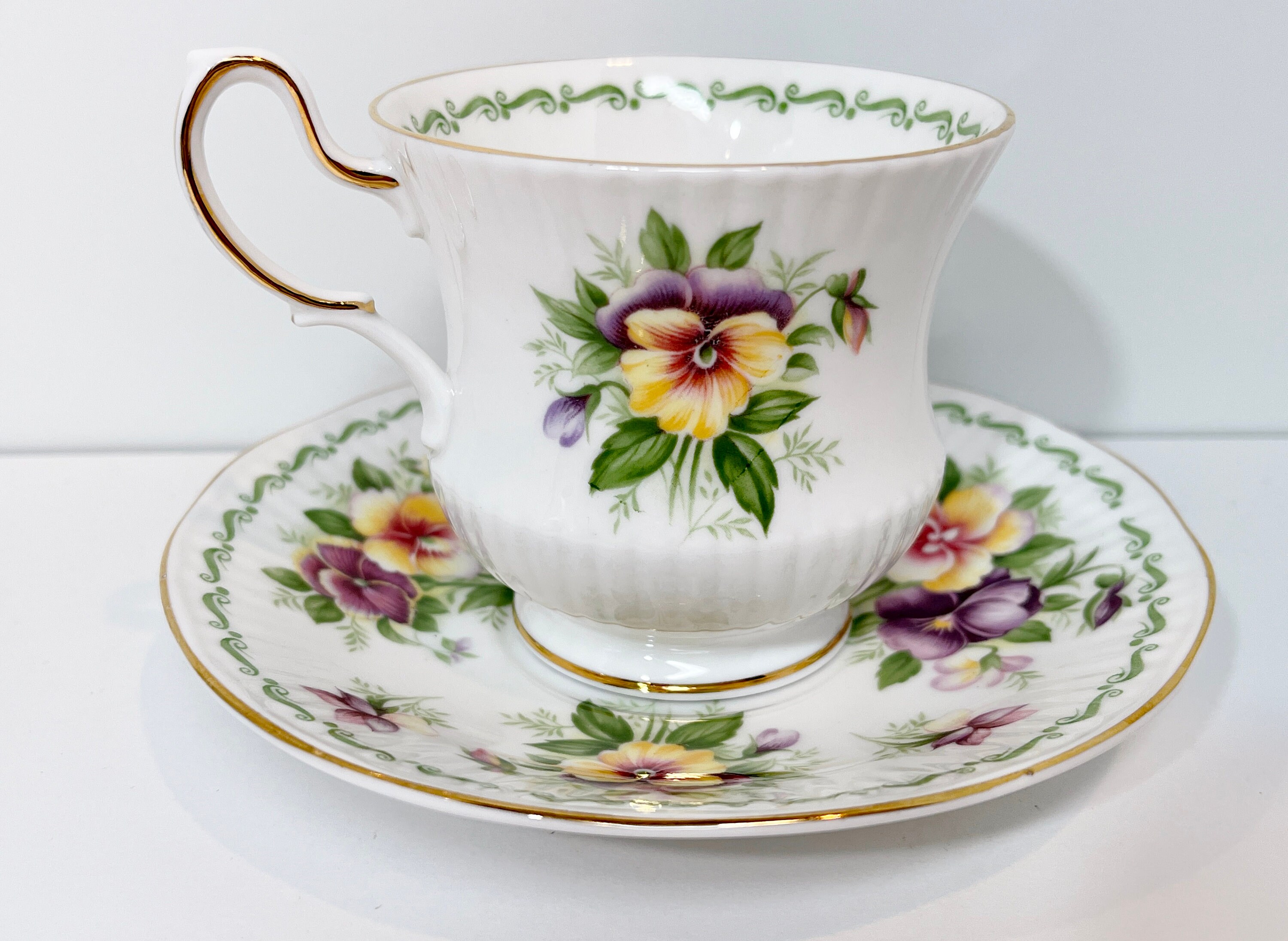 Pansy Teacup, August Birthday Teacup and Saucer, Queens Flower of the ...