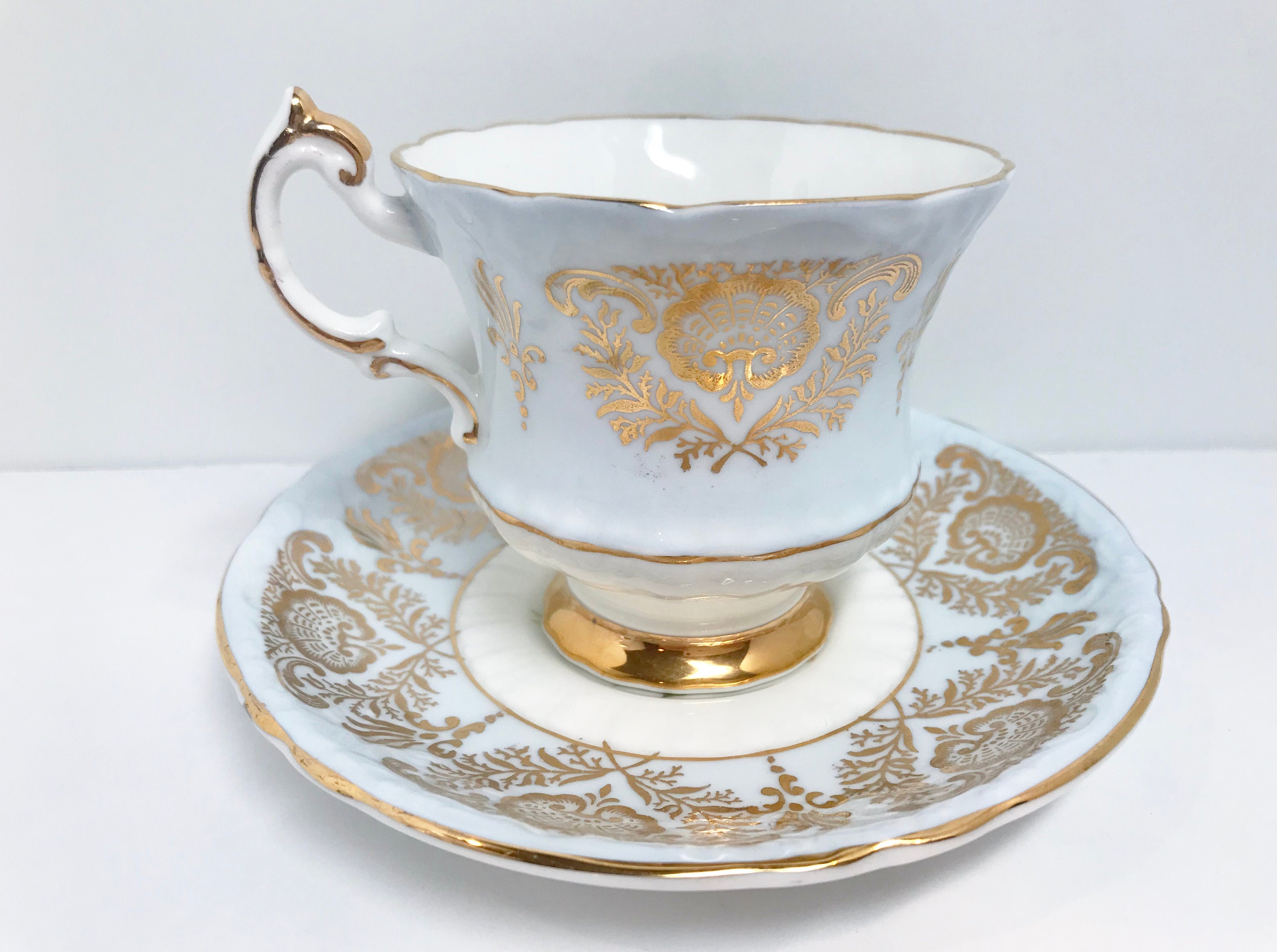 Paragon Tea Cup and Saucer, English China Cups, Antique Tea Cups ...
