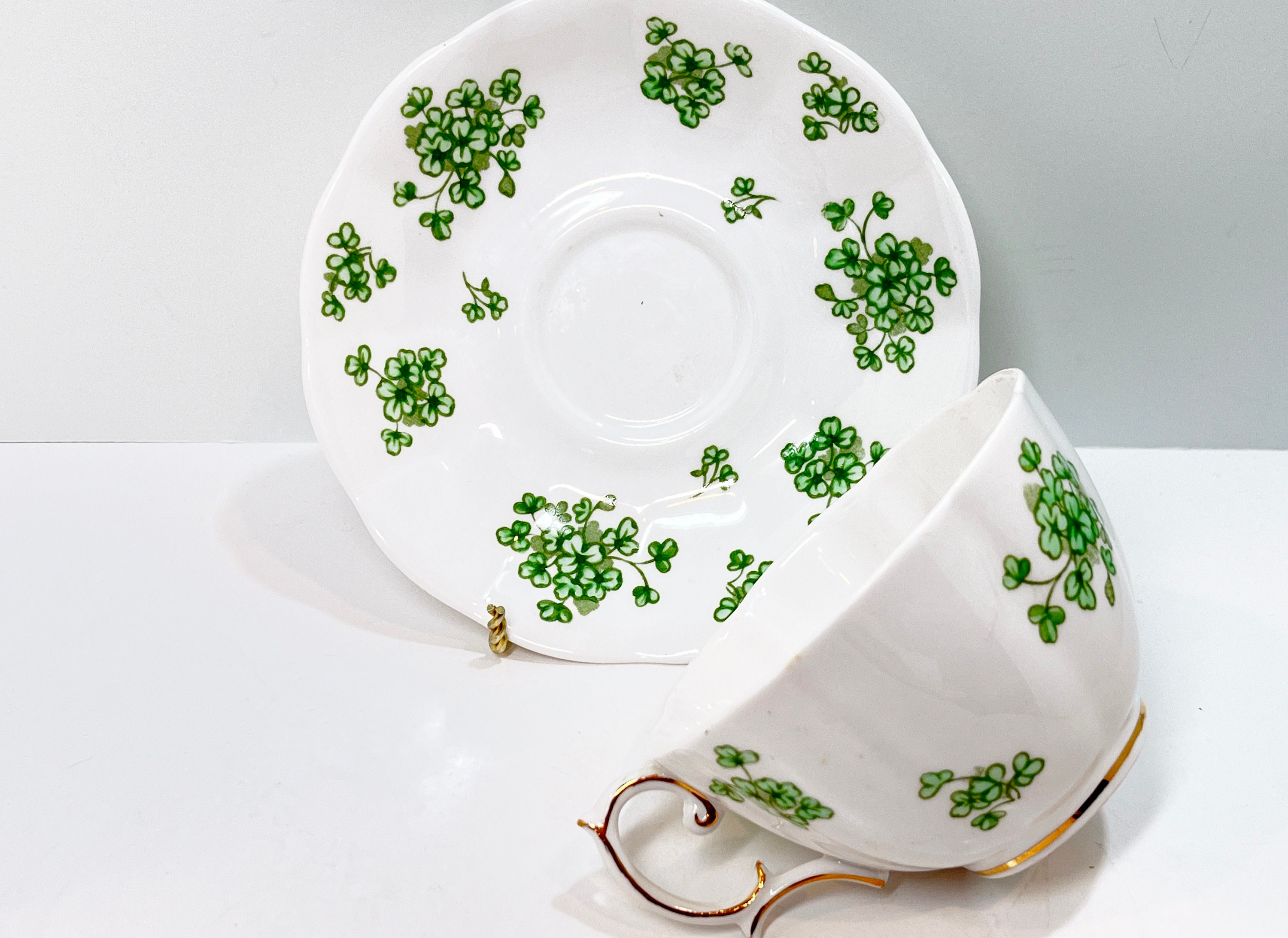 Shamrock Royal Albert Tea Cup and Saucer, Antique Tea Cups, English ...