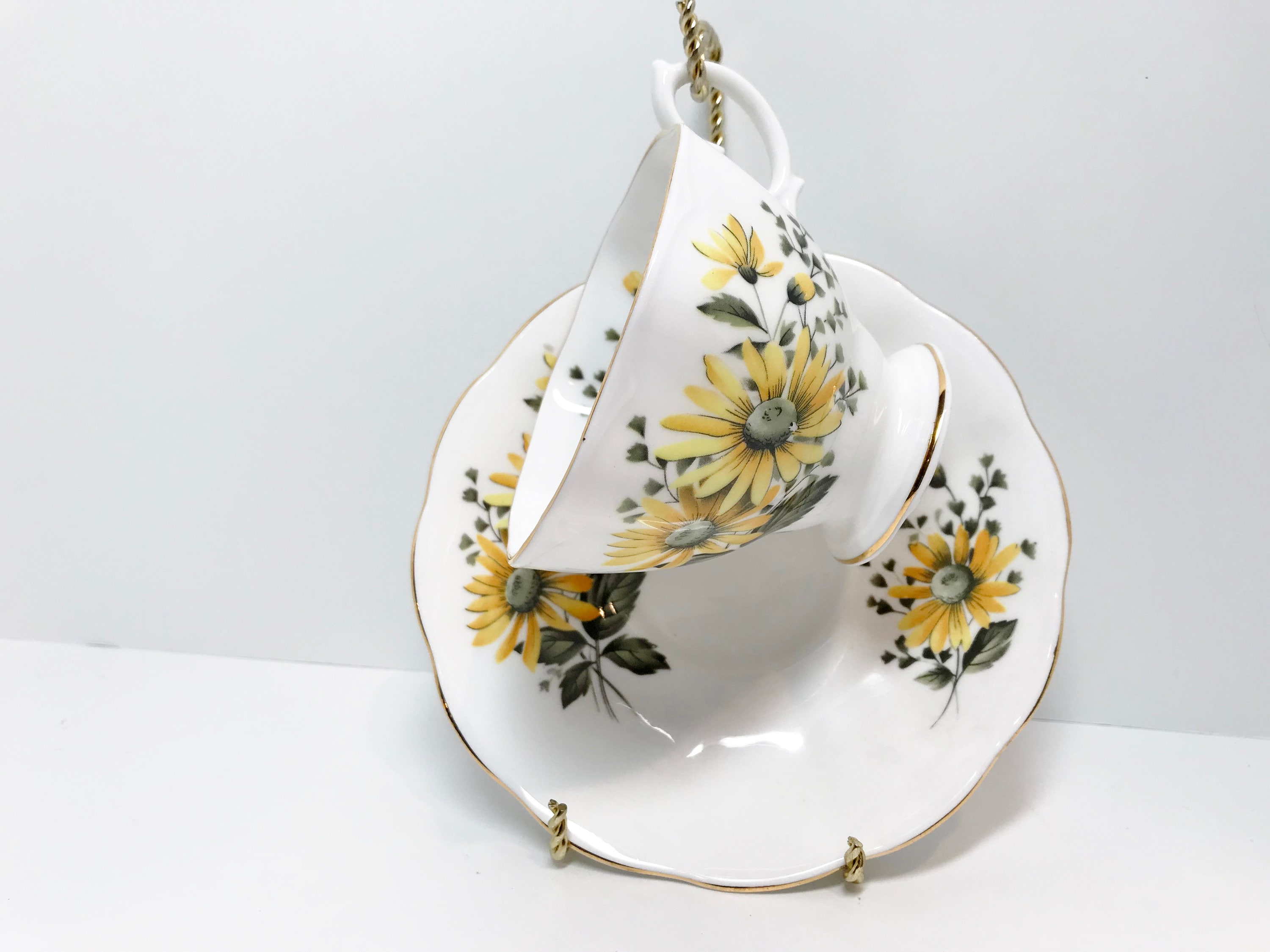 Yellow Daisies by Royal Albert , Tea Cup and Saucer , Vintage Tea Cup ...