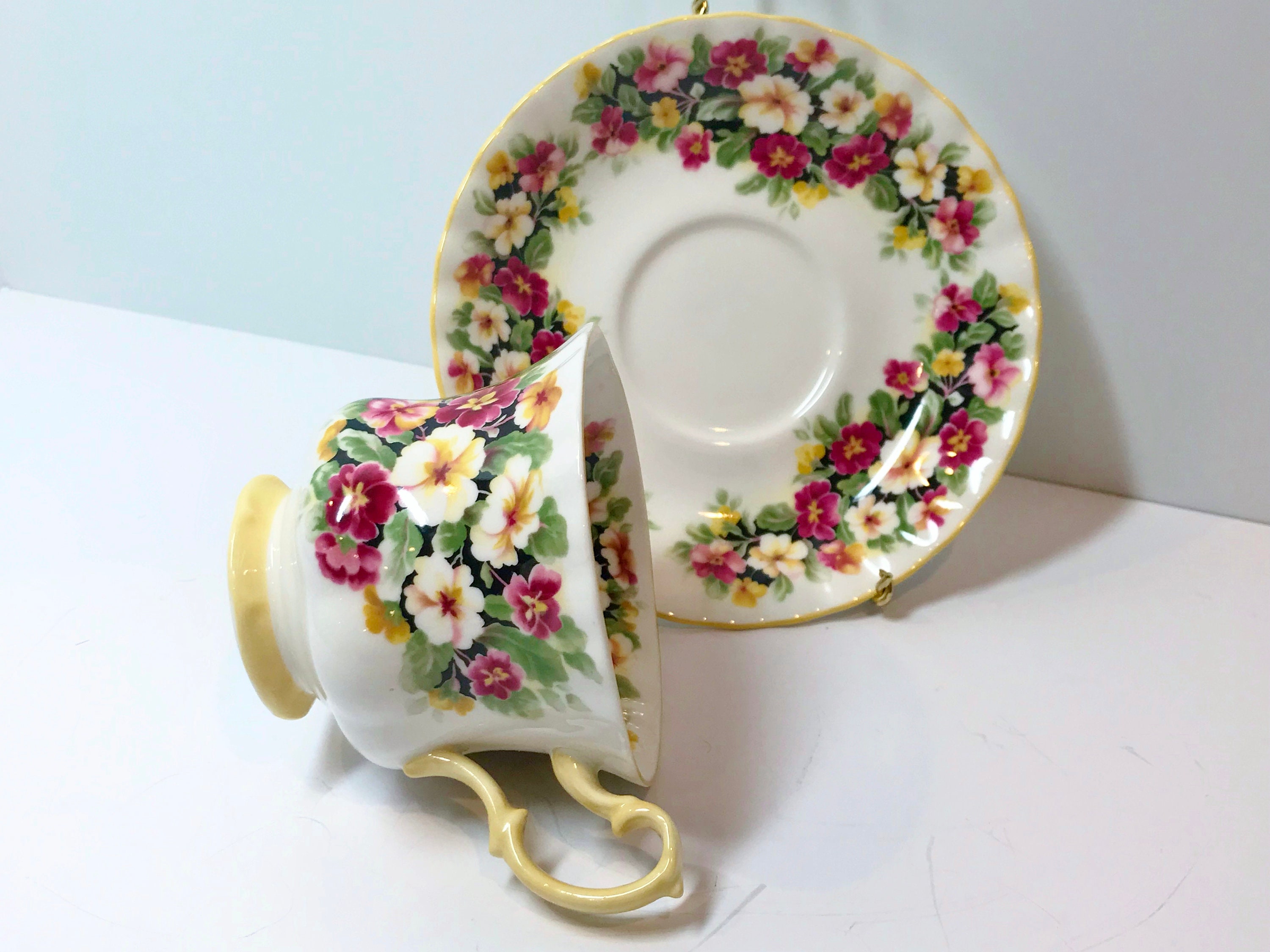 Primula Pattern, Royal Albert Tea Cup and Saucer, Fragrance Series ...