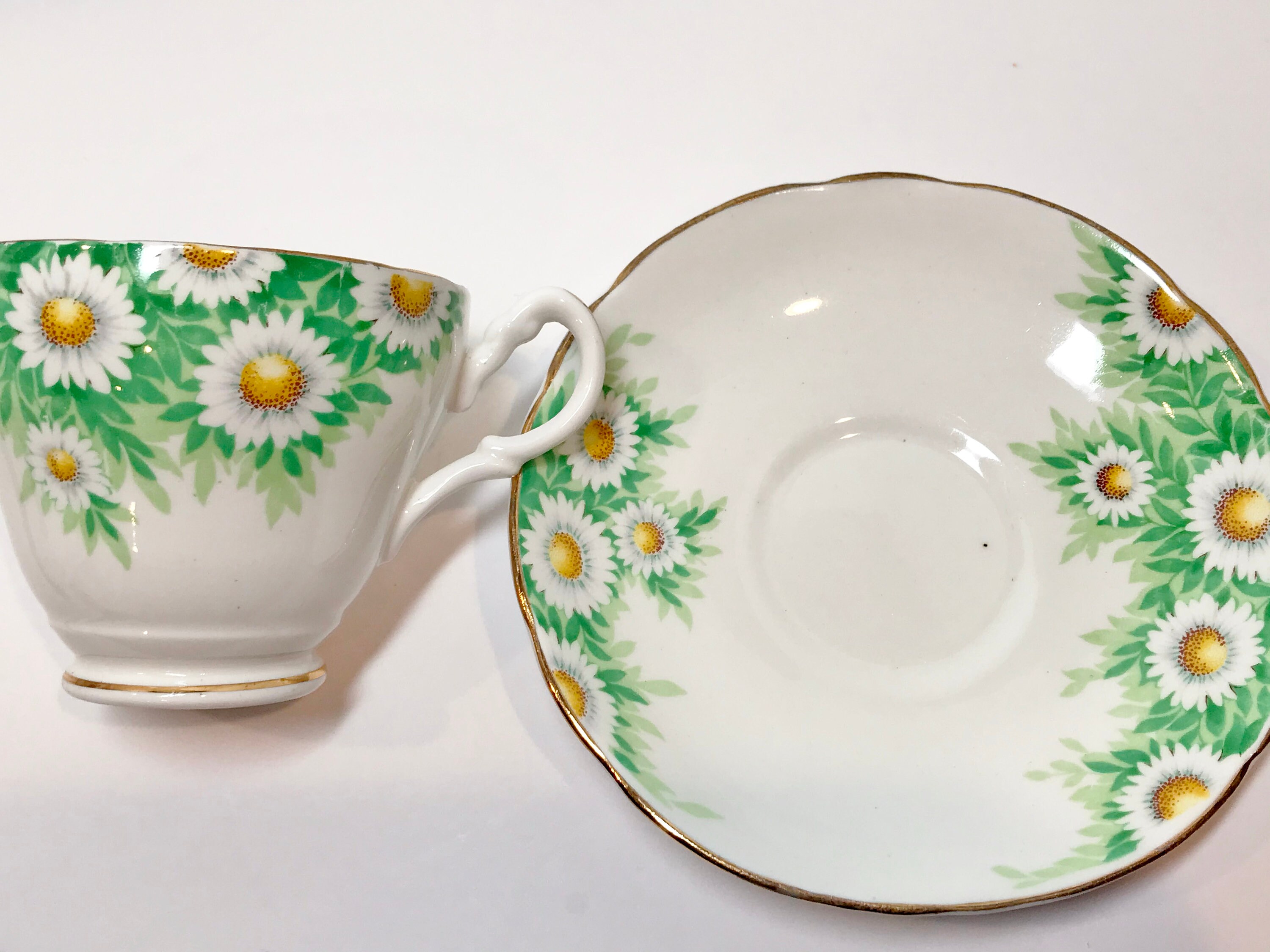 Daisy Teacup and Saucer, Floral Teacups, Antique Teacups Vintage ...