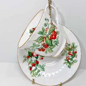 Raspberry Tea Cup , Royal Court Tea Cup and Saucer , Vintage Teacup ...