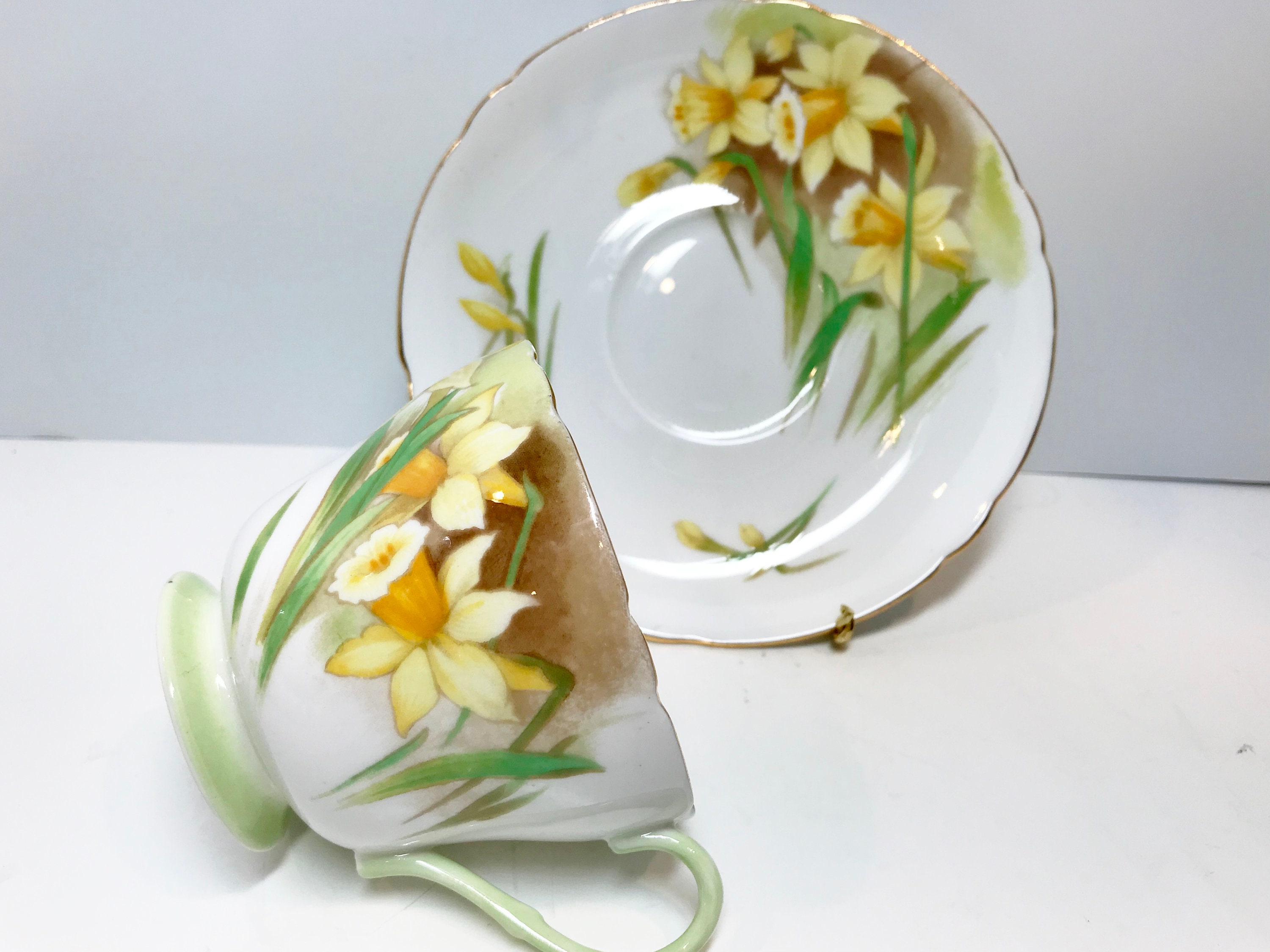 Shelley Teacup and Saucer , Daffodil Pattern , Richmond Shape , Shelley ...