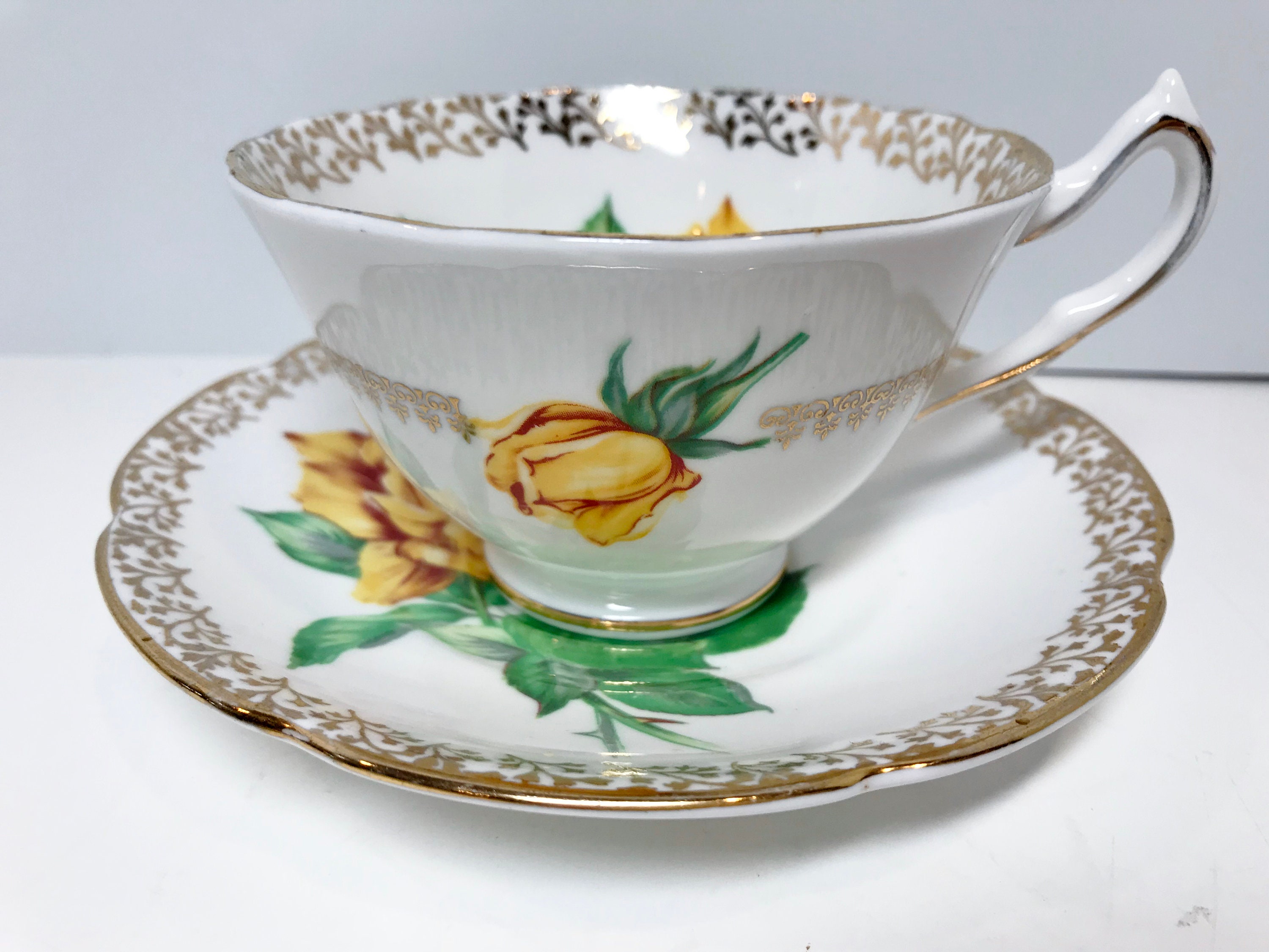 Yellow Rose Collingwoods Tea Cup and Saucer, Golden Rose Pattern ...