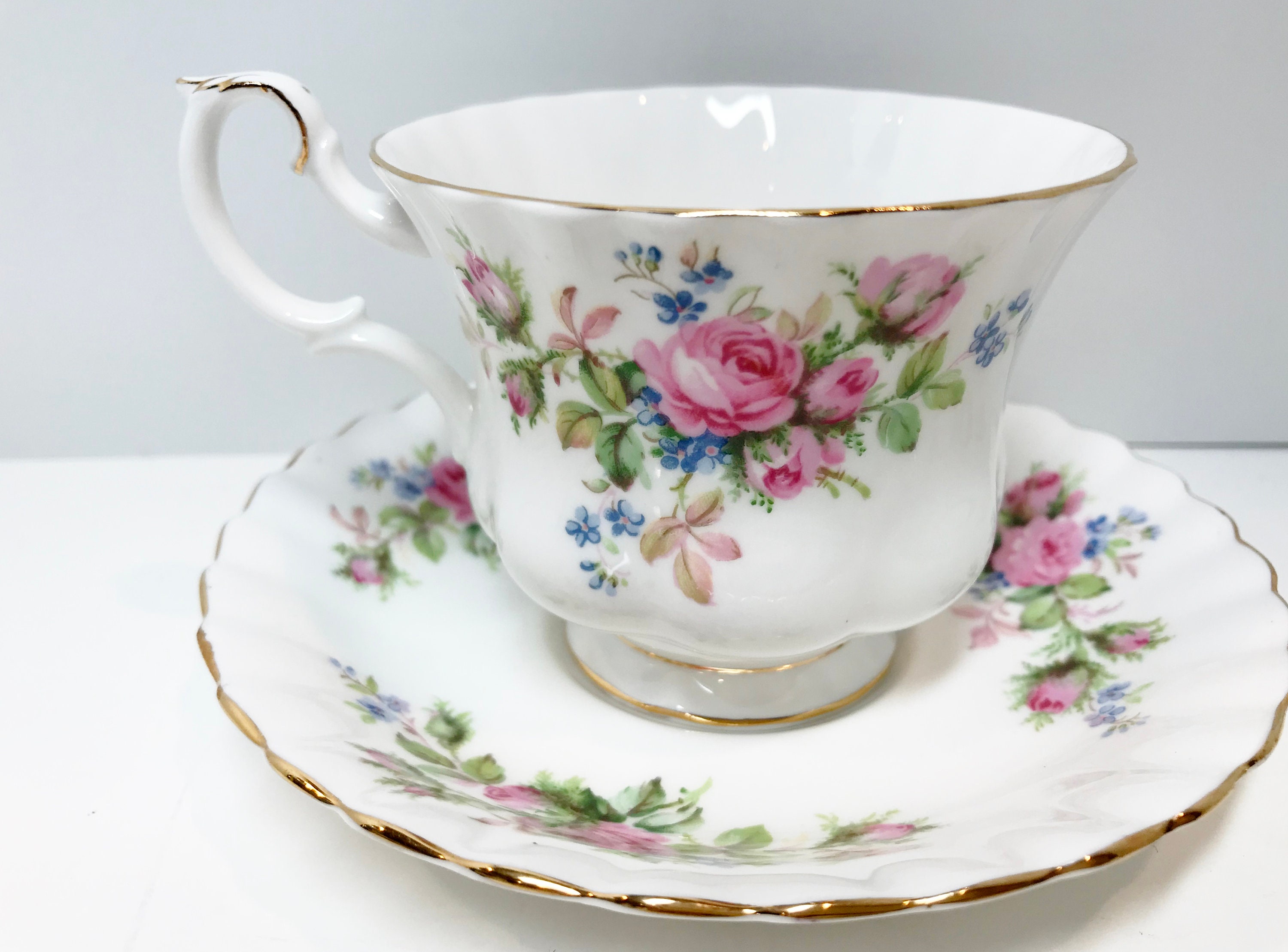 Moss Rose by Royal Albert, Antique Tea Cups, Royal Albert Tea Cups ...