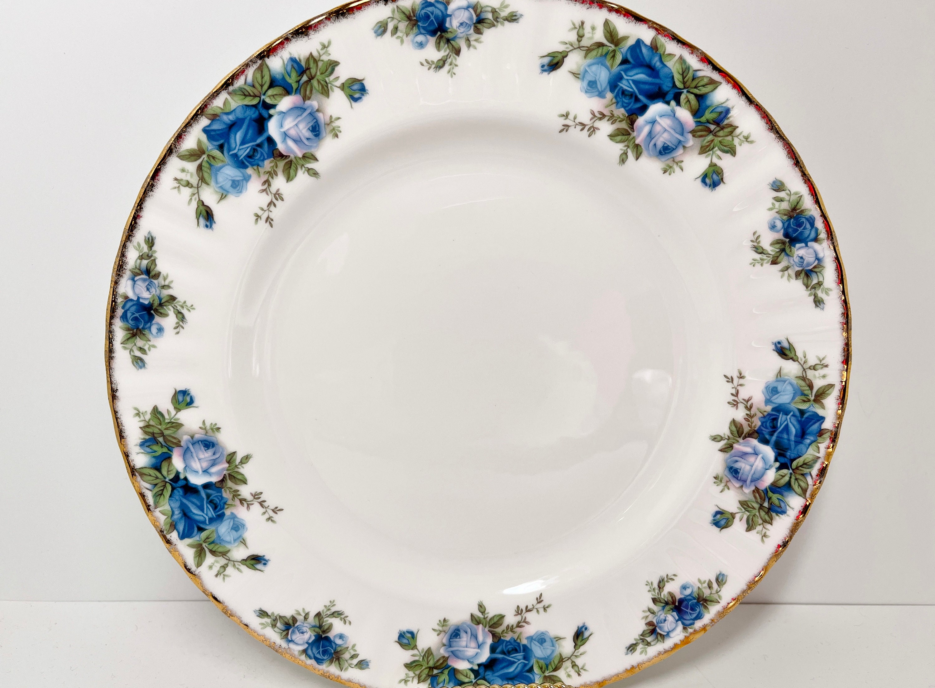 Royal Albert Plate, Moonlight Rose, Old Country Roses Plate, Dinner ...