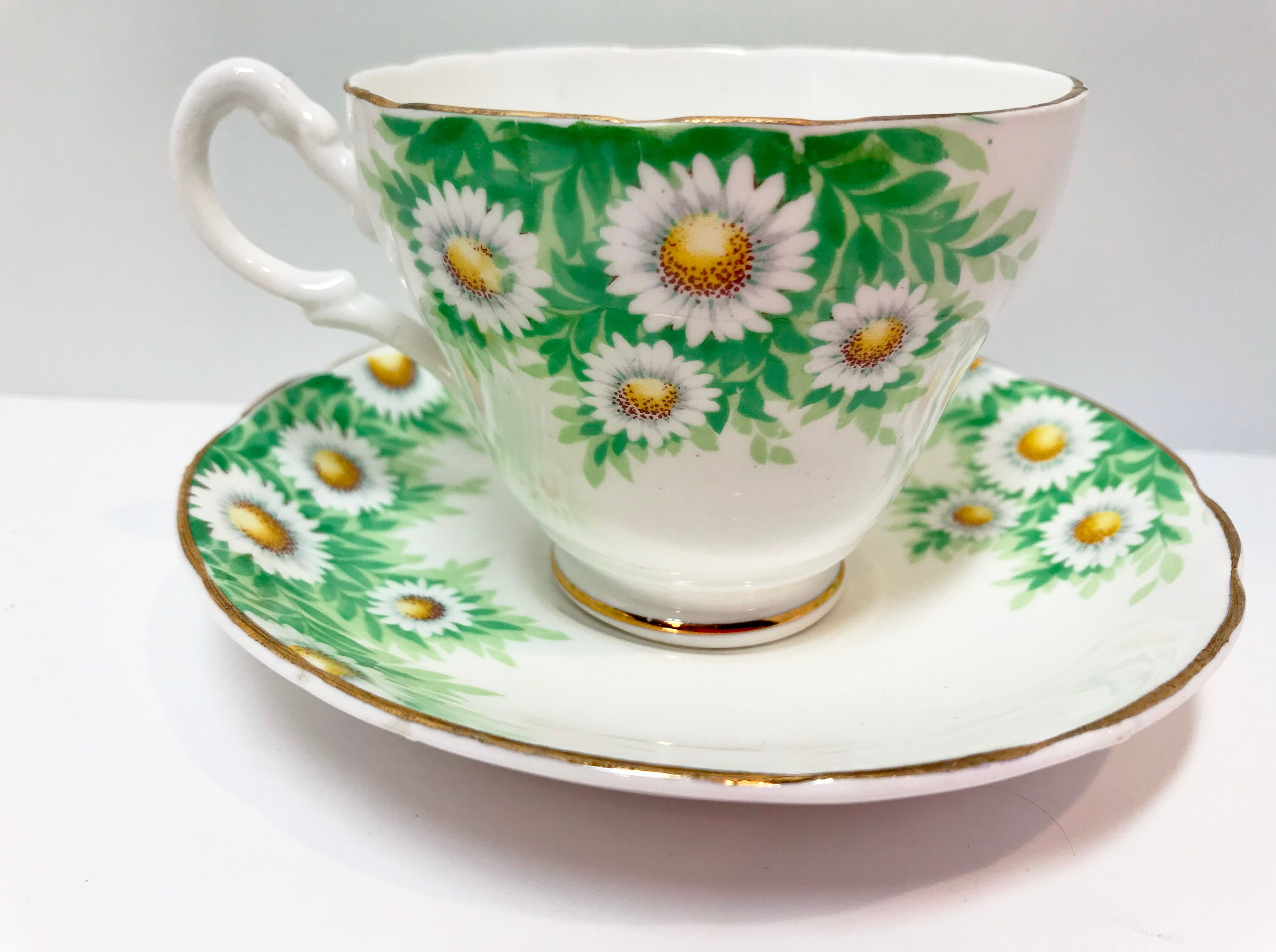 Daisy Teacup and Saucer, Floral Teacups, Antique Teacups Vintage ...