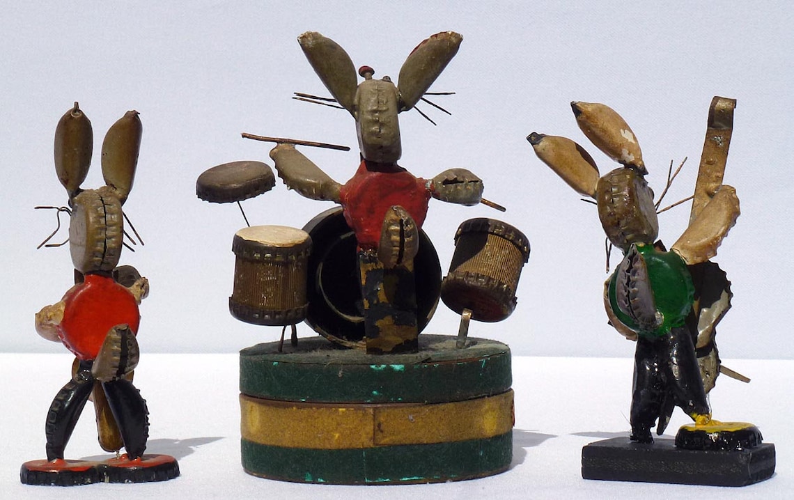 Folky Set of Rabbit Musicians Made From Bottle Caps and Found - Etsy