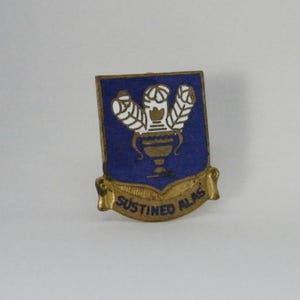 Vintage WWII Air Force Enamel Pin: Sustineo Alas Collectible - Etsy
