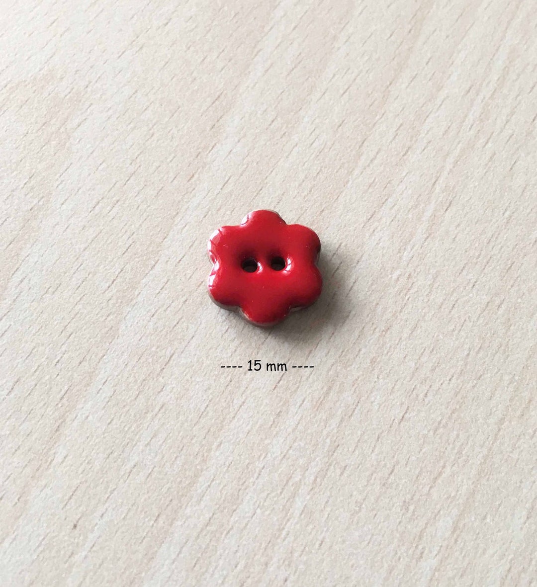 Joli petit Bouton "fleurs" rouge taille: 15 mm - Etsy France