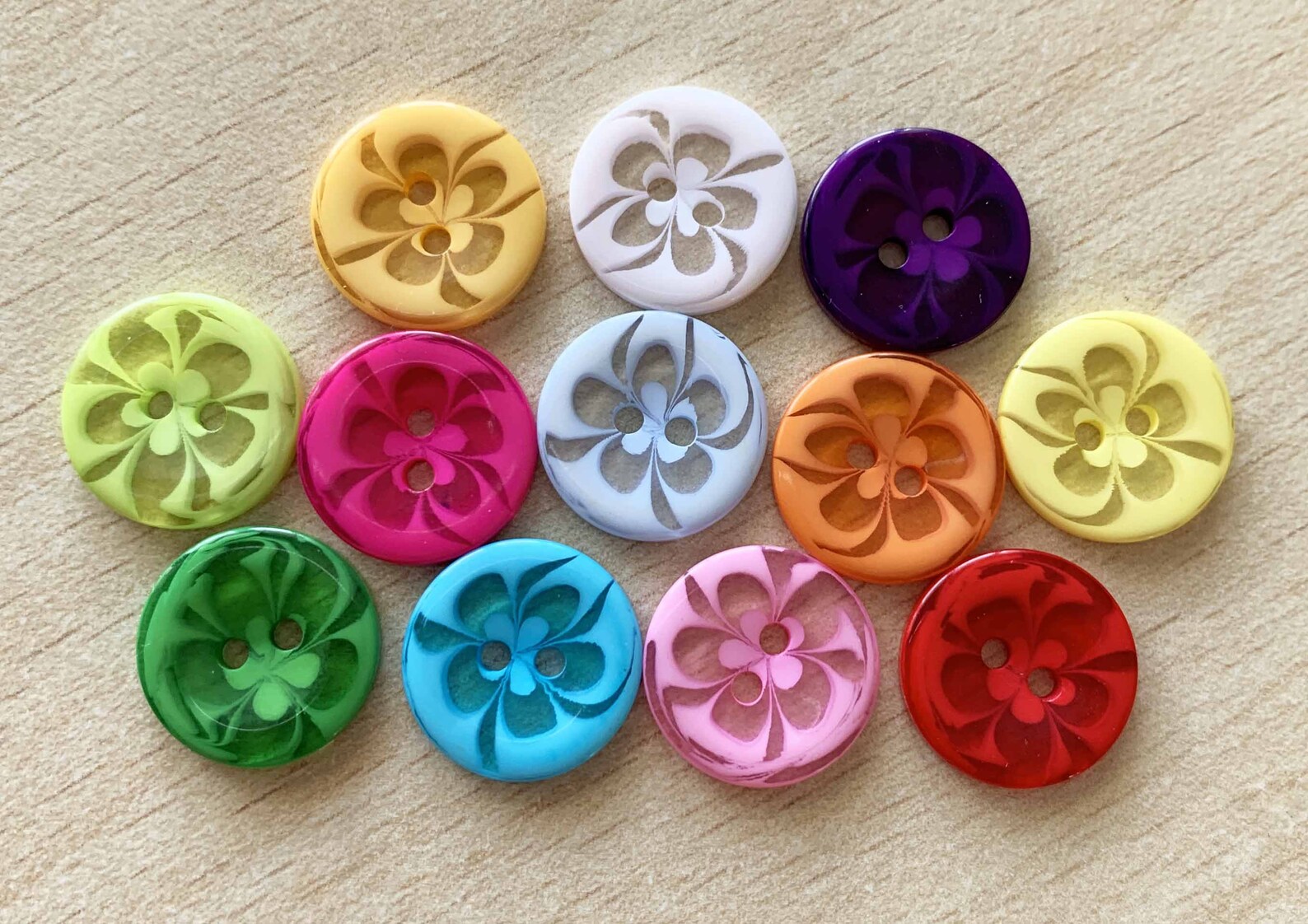Pretty Little Two-tone Acrylic Button "fir Green Floral" Size 13 Mm - Etsy