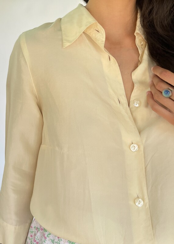 Vintage Cream Silk Collared Button Up Shirt | XS - S … - Gem