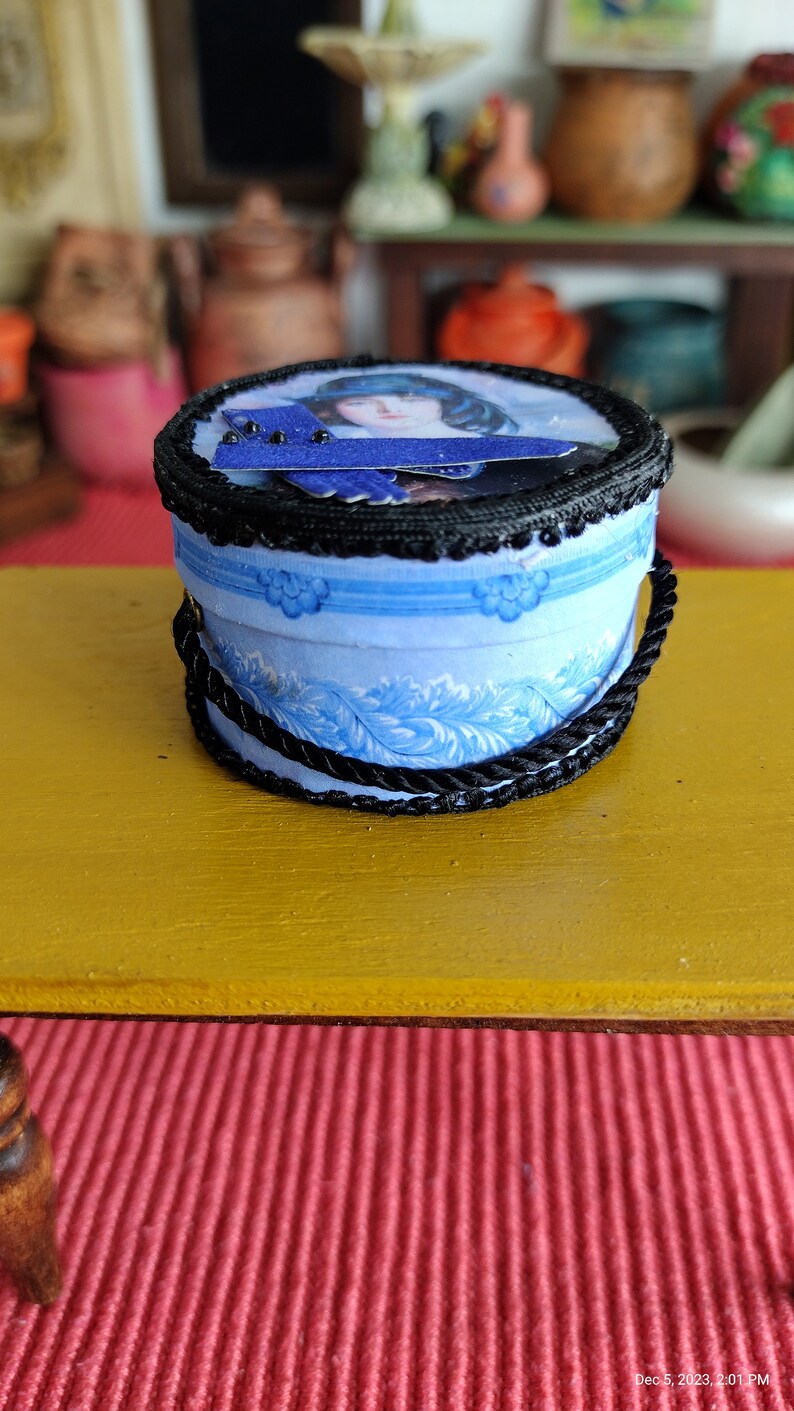 Miniature Hat Box 12th Scale - Etsy