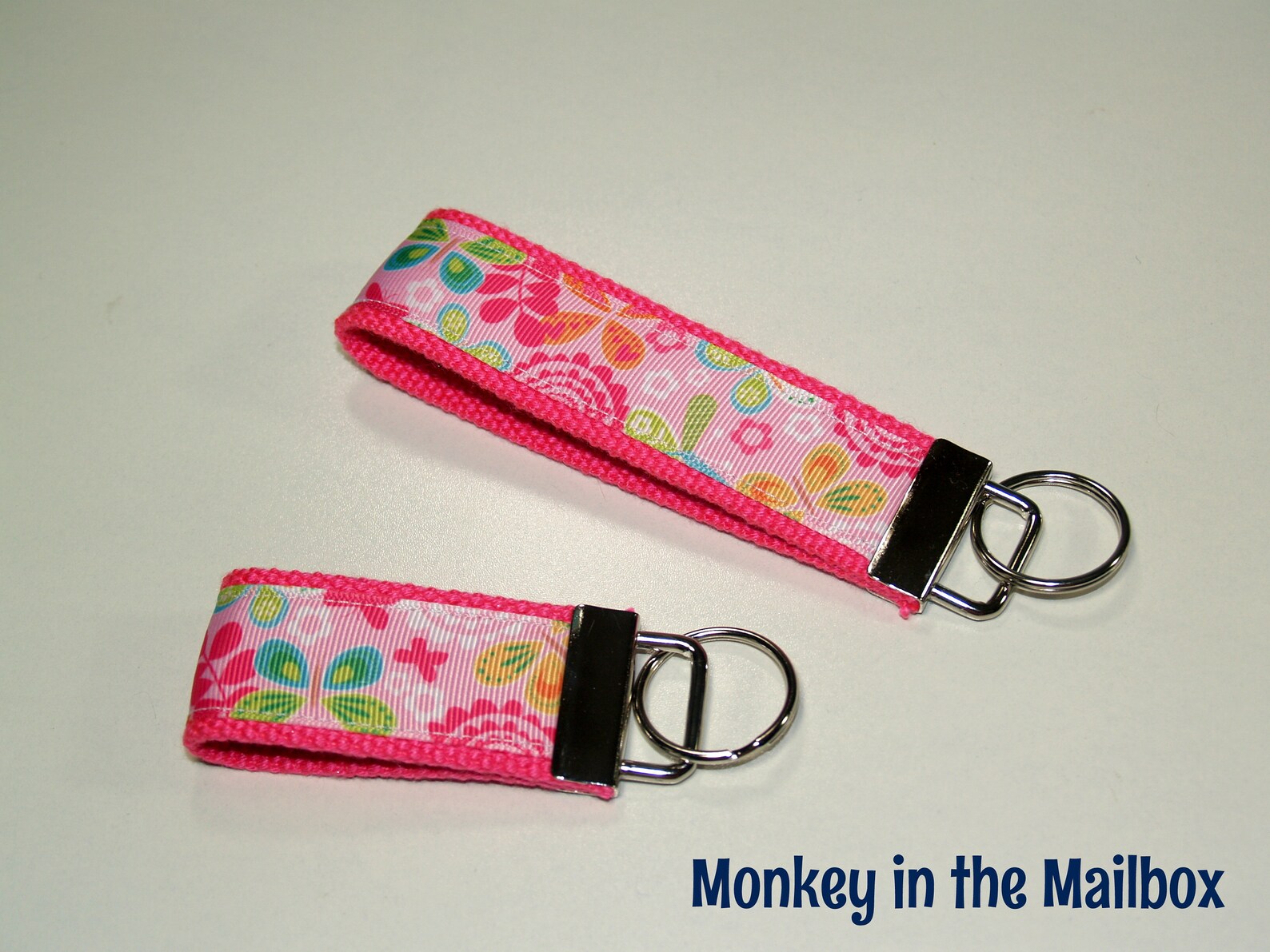 Flower Key Fob, Floral Key Chain, Key Ring, Key Holder, Wristlet Key ...