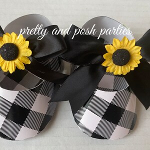 10 Adorable Buffalo Check W/sunflower Paper Shoe Favors - Etsy