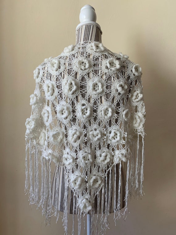 Vintage White Crochet Lace Shawl, Statement Triangula… - Gem