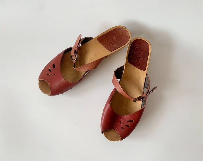 Low Heel Wooden Clogs for Women by Vagabond Size Size 39, UK 5 1/2, US ...