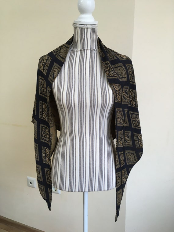 Vintage Black and Mustard Yellow Jacquard Triangle Sh… - Gem