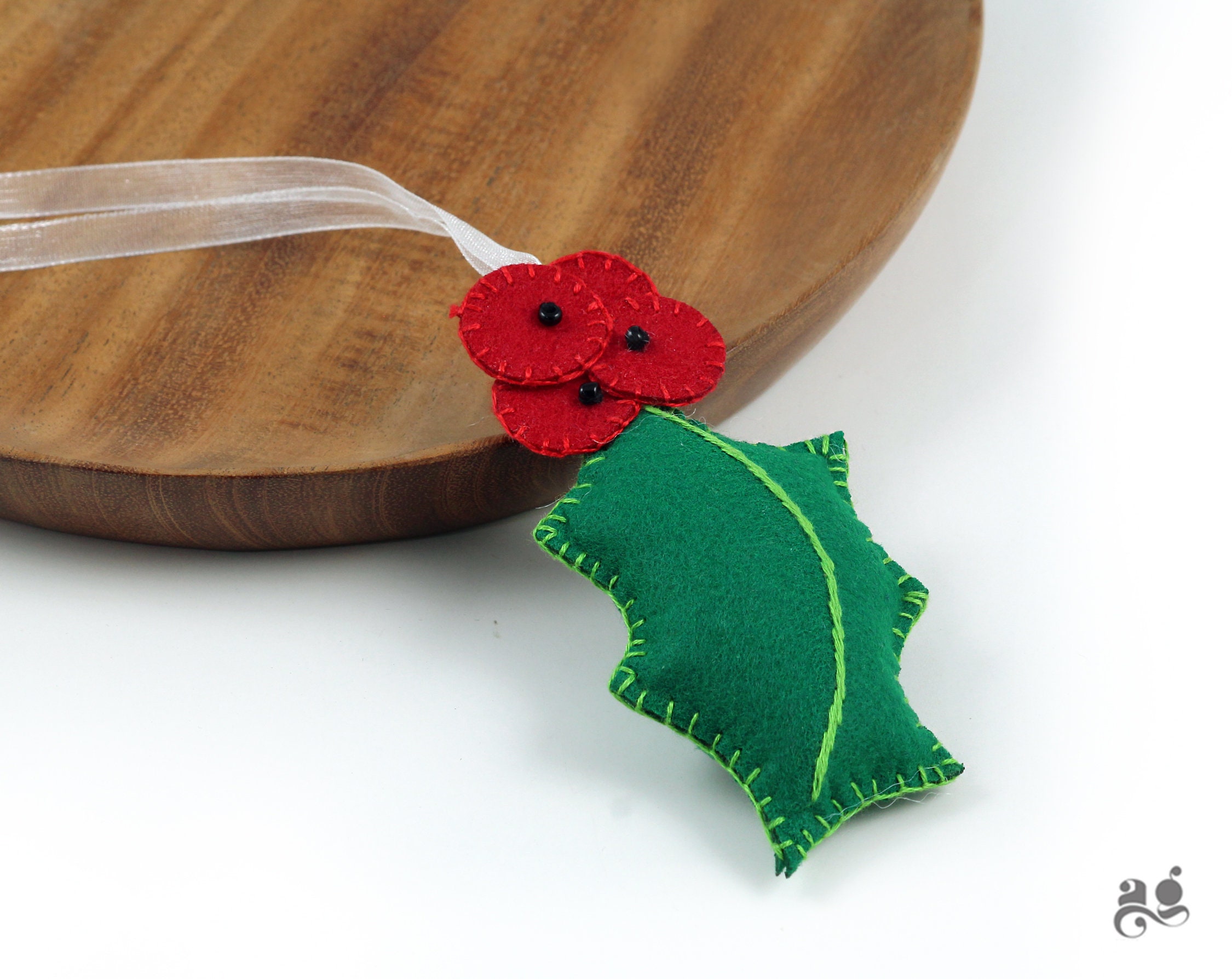 Holly and Berries Ornament, Red and Green Christmas Decor, Felt Tree ...