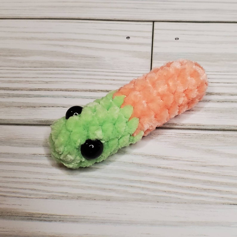 Snapping Fidget Worm - Etsy