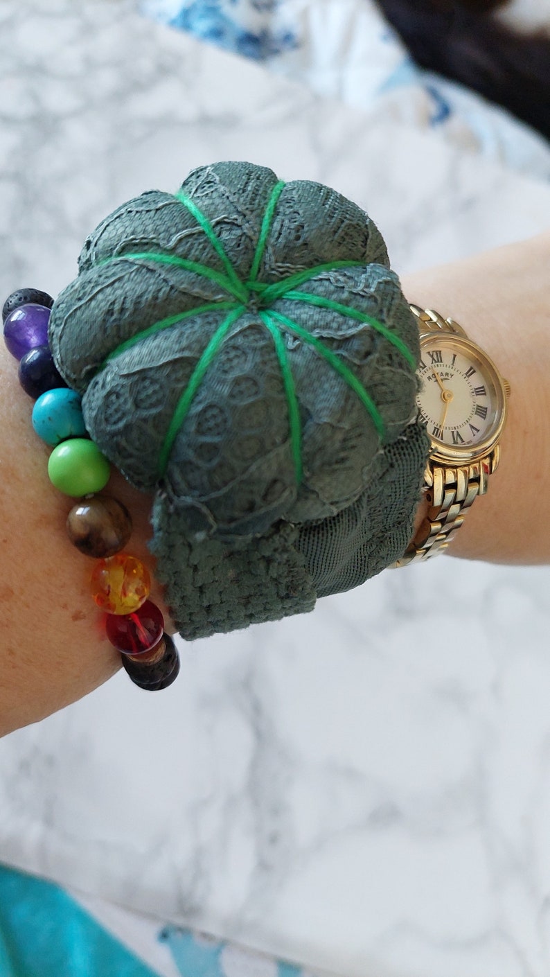 Wrist Pincushion Sewing Pattern, Step by Step Photo Tutorial Zip File ...