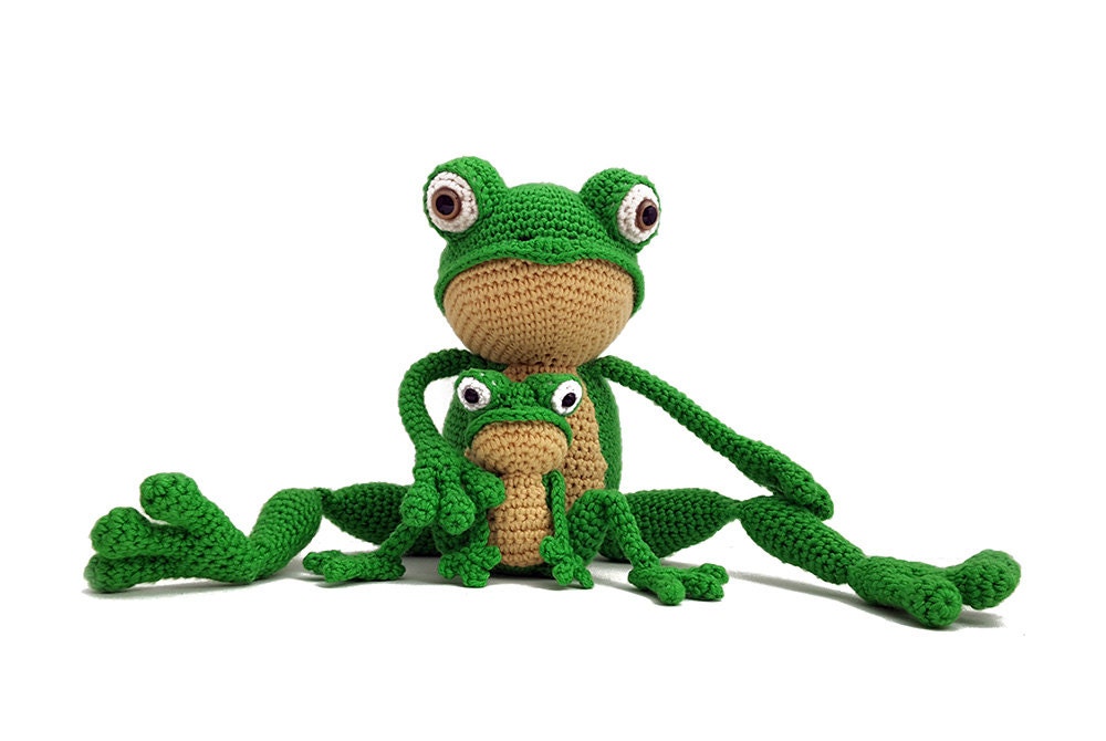 Patternbundle Frog Crochet Patterns: Fritz and Foggy - Etsy Canada