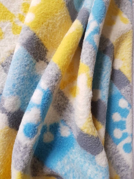 Dutch Vintage Blanket Dralon Blanket Vegan Blanket real Made in Holland 145 193 Cm 57 76 Inch Space Age Hebben houden Etsy Australia