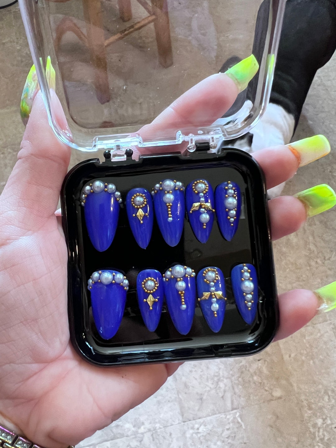 Royal Princess Press-on Nails (color Changing) - Etsy