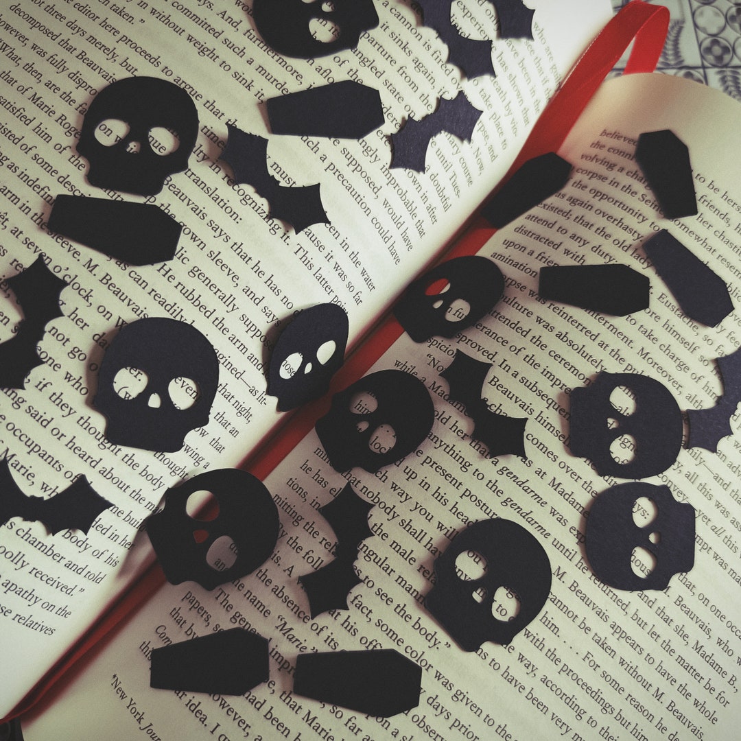 Gothic Party / Engagement Party / Hen Party Table Confetti 50 Pcs ...