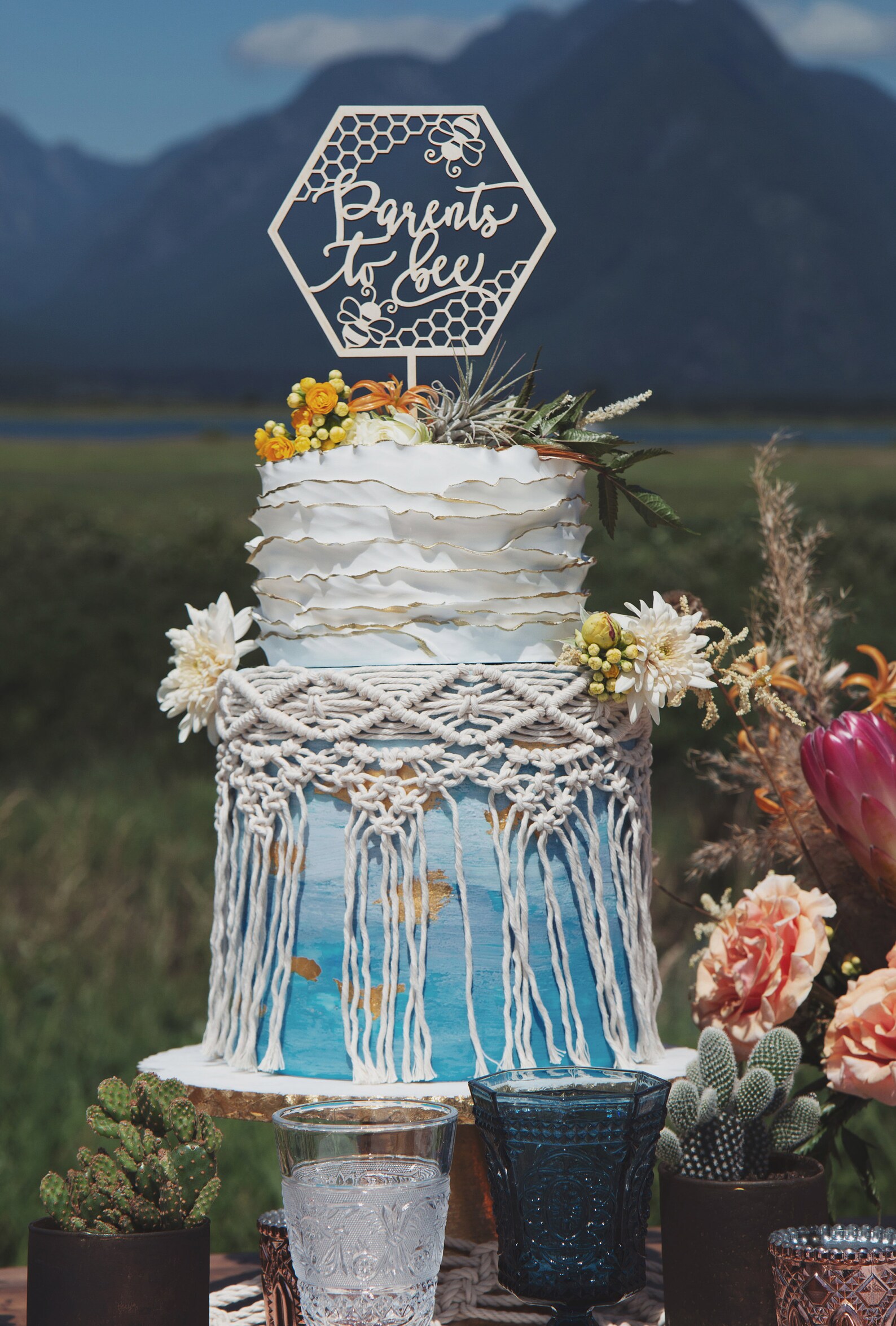 Parents to Bee Cake Topper Gender Reveal Cake Topper Gender | Etsy