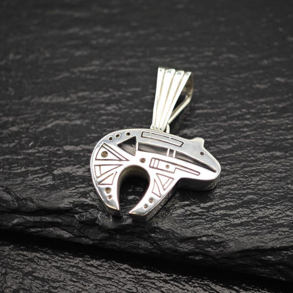 Navajo Ray Tracey Knifewing Bear Pendant Sterling Sil… - Gem