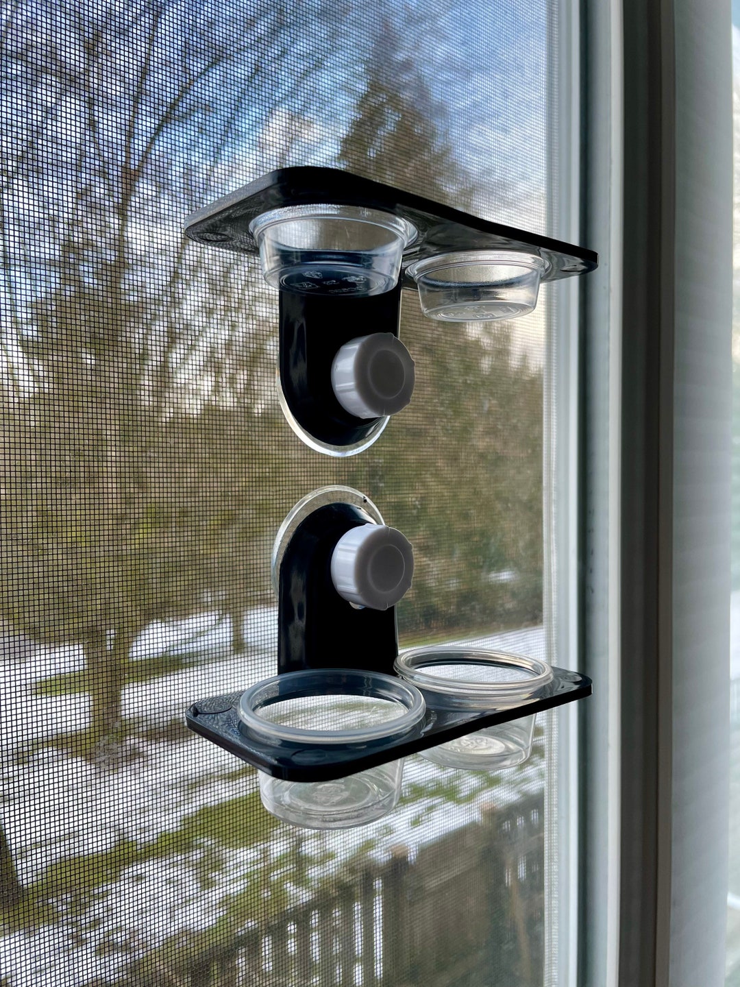 Gecko Feeding Ledge With Adjustable Suction Cup - 2-slot (0.5 - 1 Oz ...