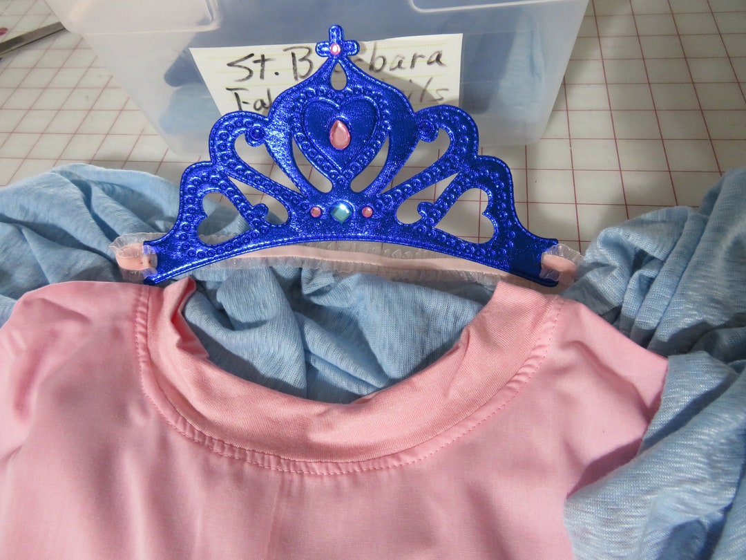 St. Barbara Costume for Girls Includes Gown, Veil/cape and Metallic ...