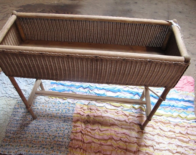 Antique Wicker Plantstand Rattan Planter Box Wicker Fernery Primitive ...