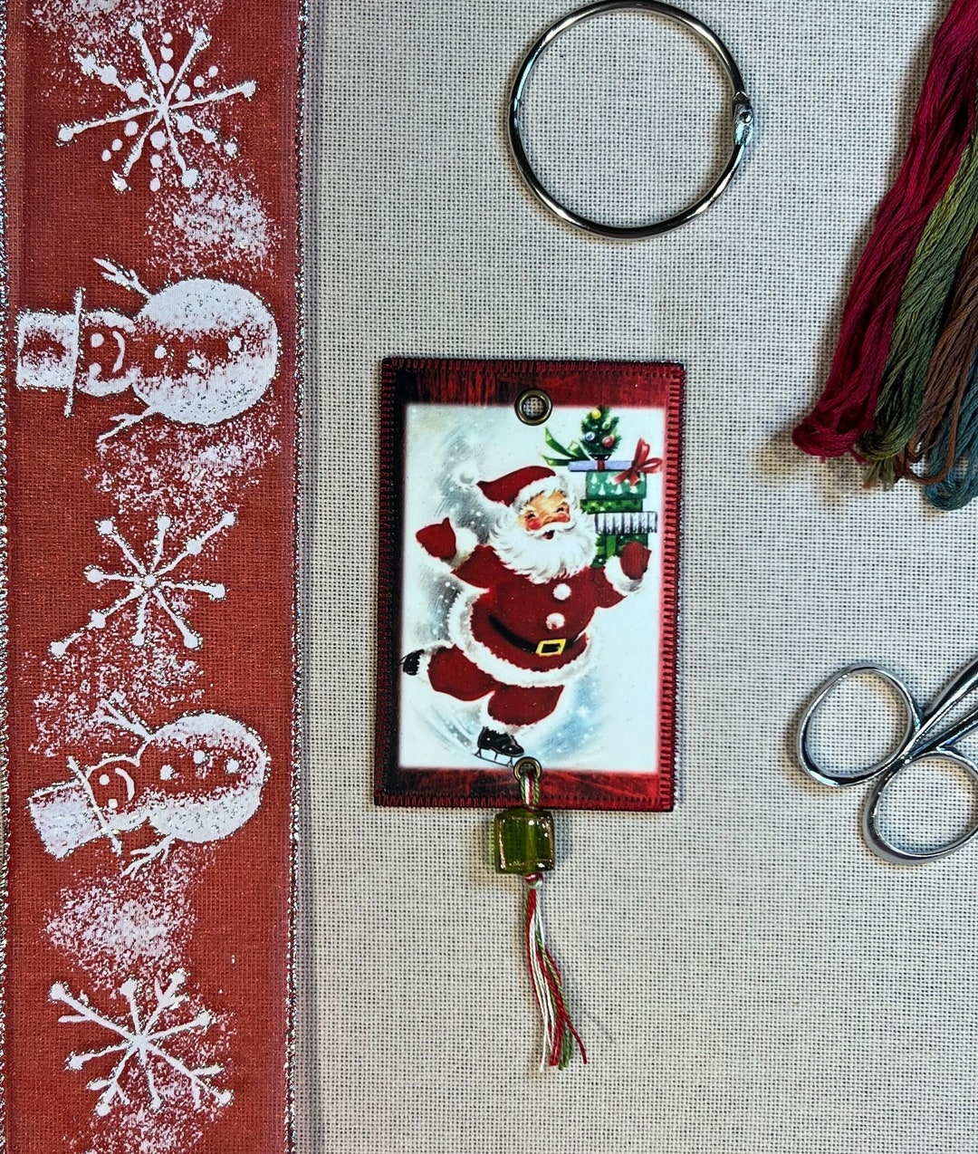 Santa Skating Christmas Sparkling Floss Bling, Thread Jewelry, Mini Art ...