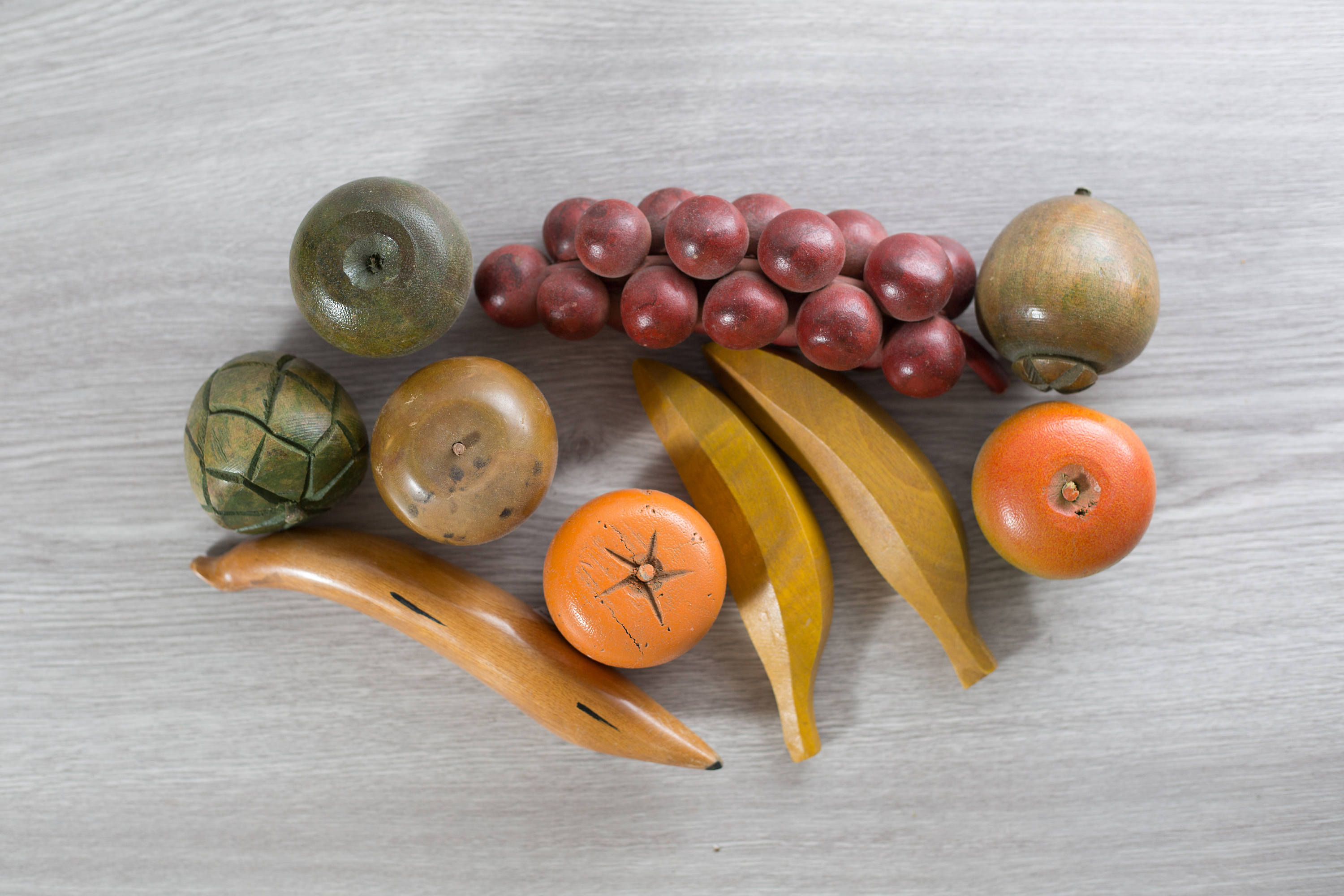 Wood Fruit Bowl / Vintage Hand Carved and Painted Folk Fruit in Grass ... Wood Fruit Bowl / Vintage Hand Carved and Painted Folk Fruit in Grass ...
