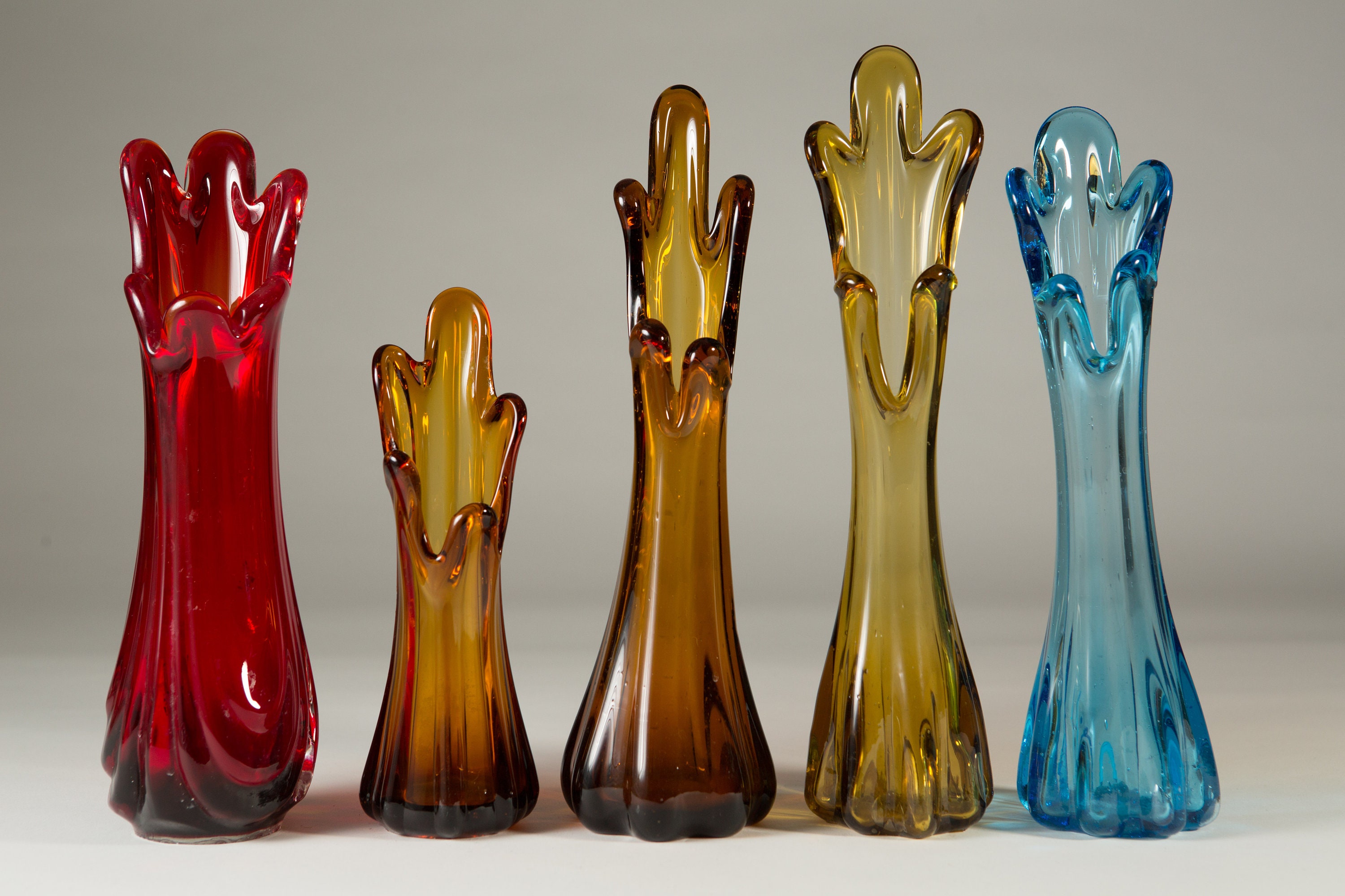 5 Stretch Swung Vases Vintage Fluted Petal Art Glass Vases 5-stretch-swung-vases-vintage-fluted-petal-art-glass-vases