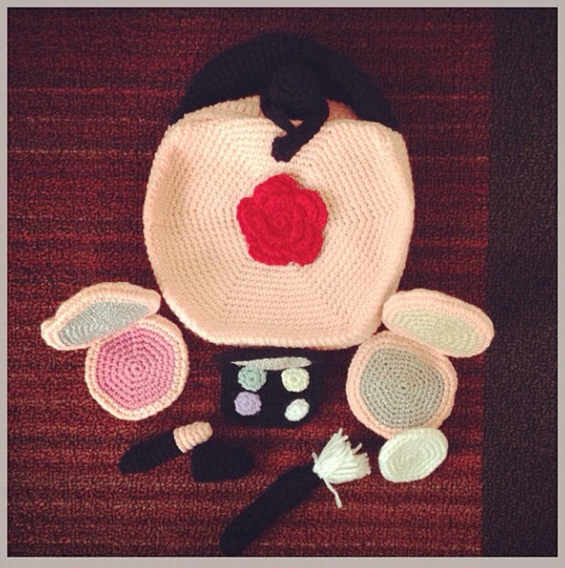 Crochet Makeup Set and Bag. Children's Play Makeup Kit - Etsy