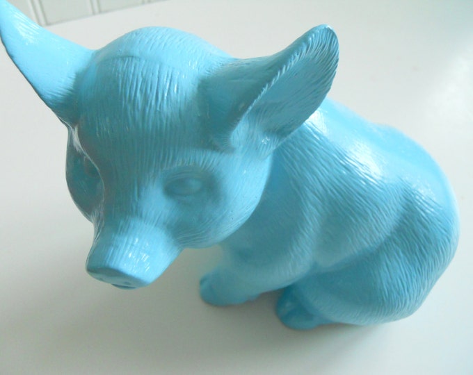 Turquoise Pig/ Pig Figurine 6/ Piglet/ Pop Art/ Upcycled - Etsy