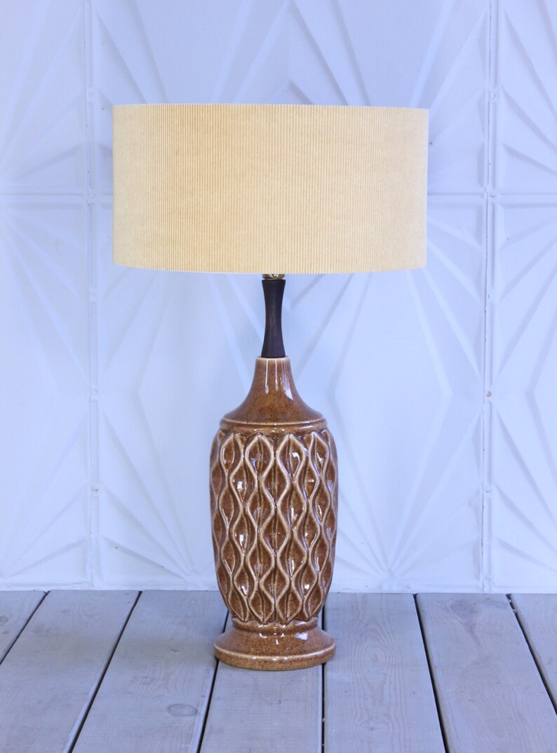 Mid Century Brown Textured Ceramic Pattern Lamp Walnut Wood - Etsy