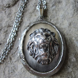 Choose Antiqued Silver or Bronze - Lion's Head Lockets - High Quality ...