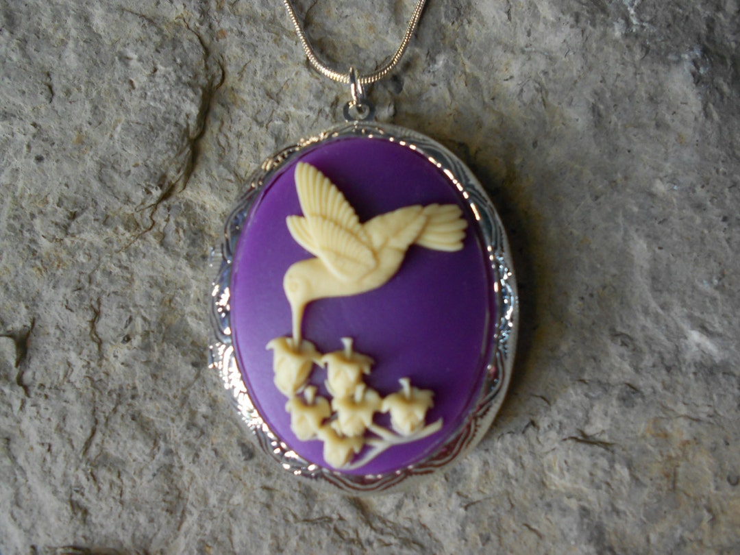 LOCKET - Stunning Hummingbird (cream on Purple/plum) Pendant Locket-- 2 ...