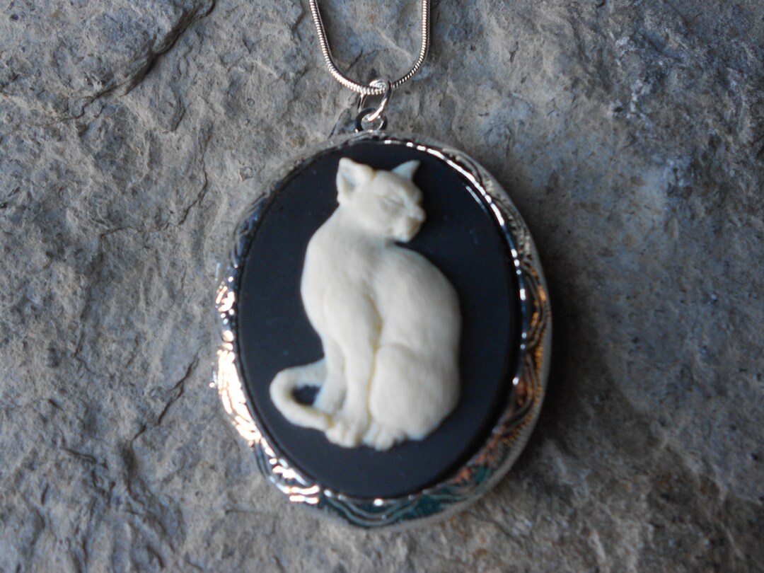 Kitty Cat Cameo Silver Plated Locket - Cat Gift - Cat Lover Gift - .925 ...