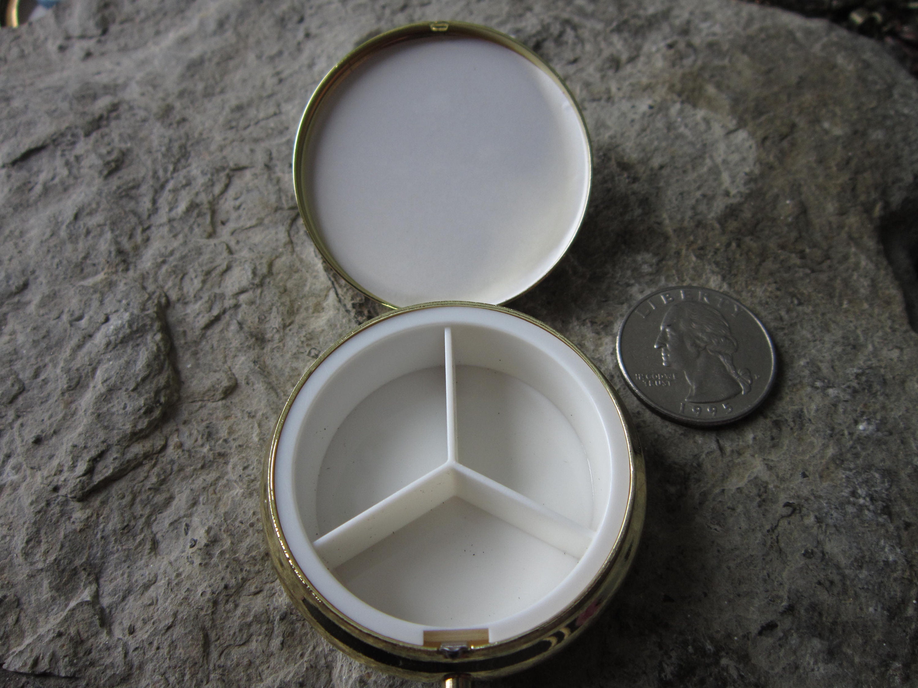 Choose Gold or Silver - Victorian Woman Cameo Pill Box - Medication ...