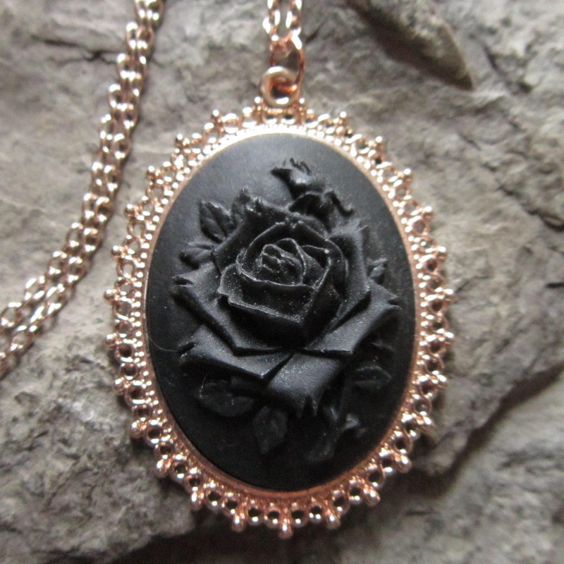 Black Rose Necklace - Etsy