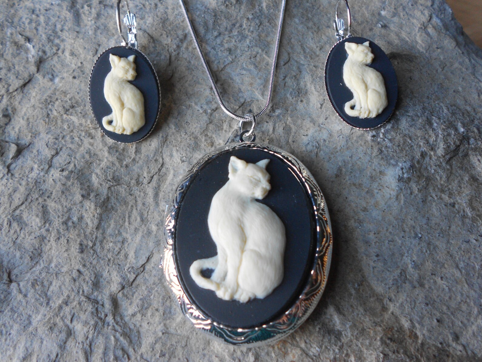 Kitty Cat Locket and French Lever Back Earrings Set - Gift Set - .925 ...