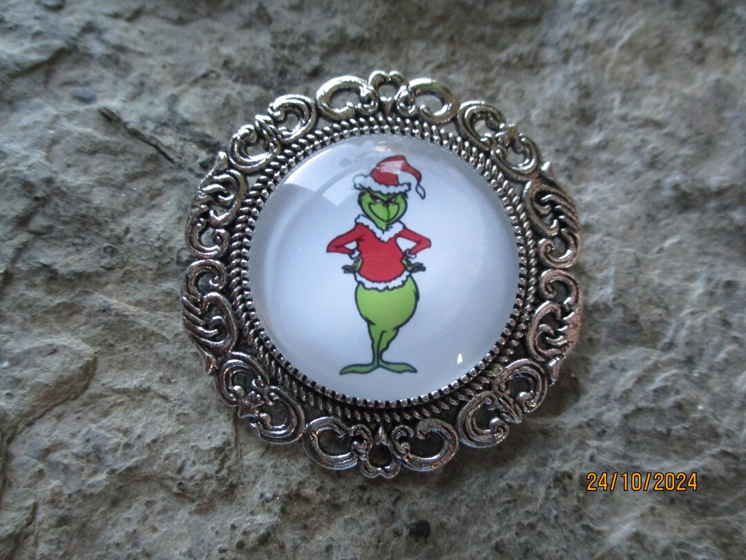 Choose Silver or Gold - Grinch Christmas Brooch/pin - Merry Christmas ...