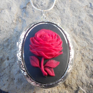 Cameo Locket!!! Red Rose on Black!!! High Quality!!! Weddings, Photos ...