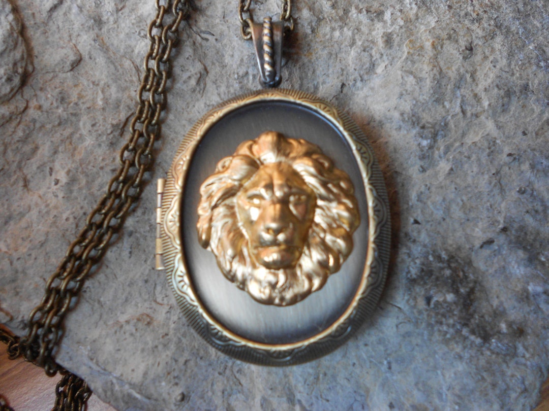 Locket--stunning Brass Lion Bronze Pendant Locket - Lion's Head Locket ...